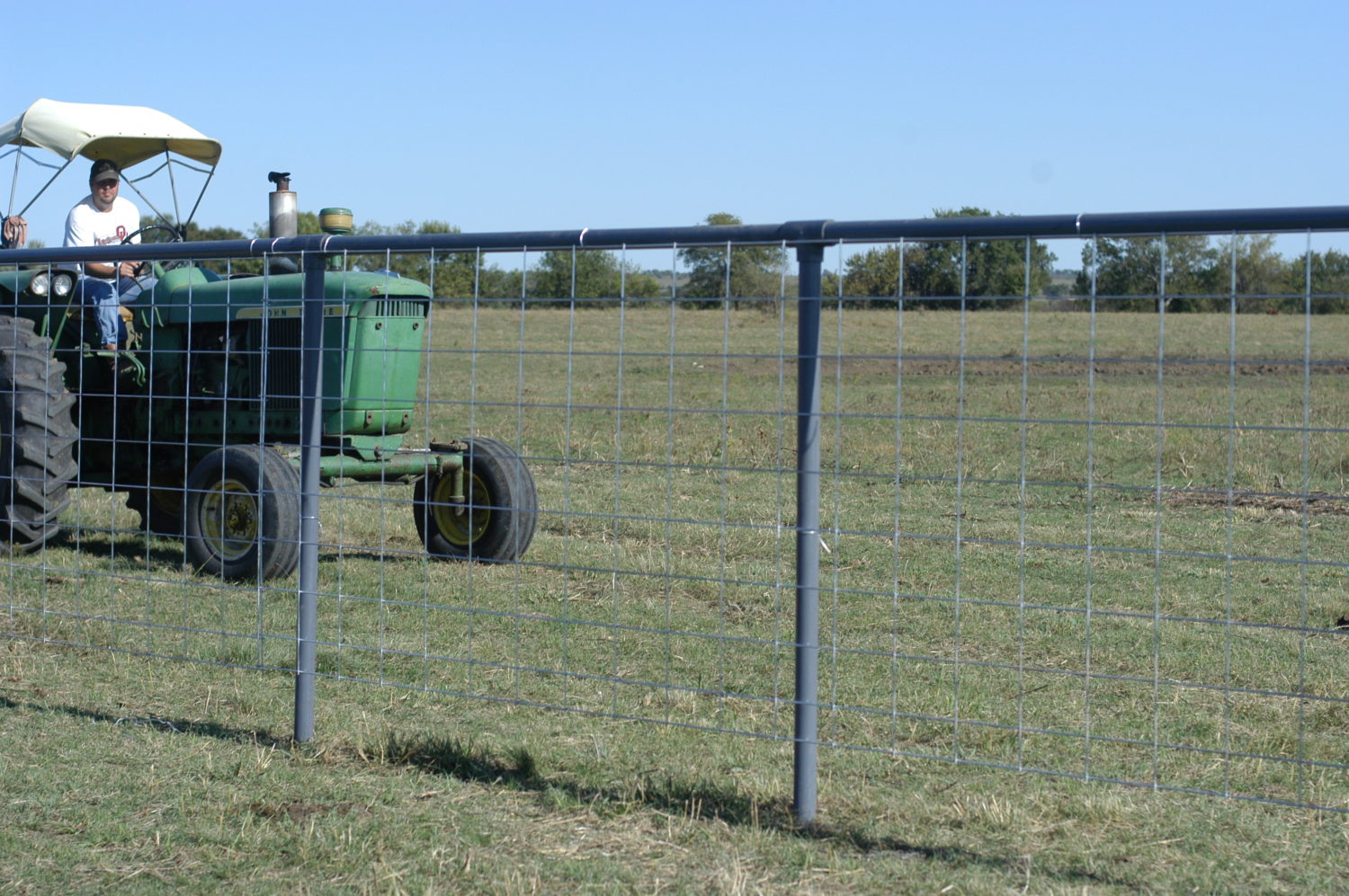 - Eagle Fence Distributing, LLC